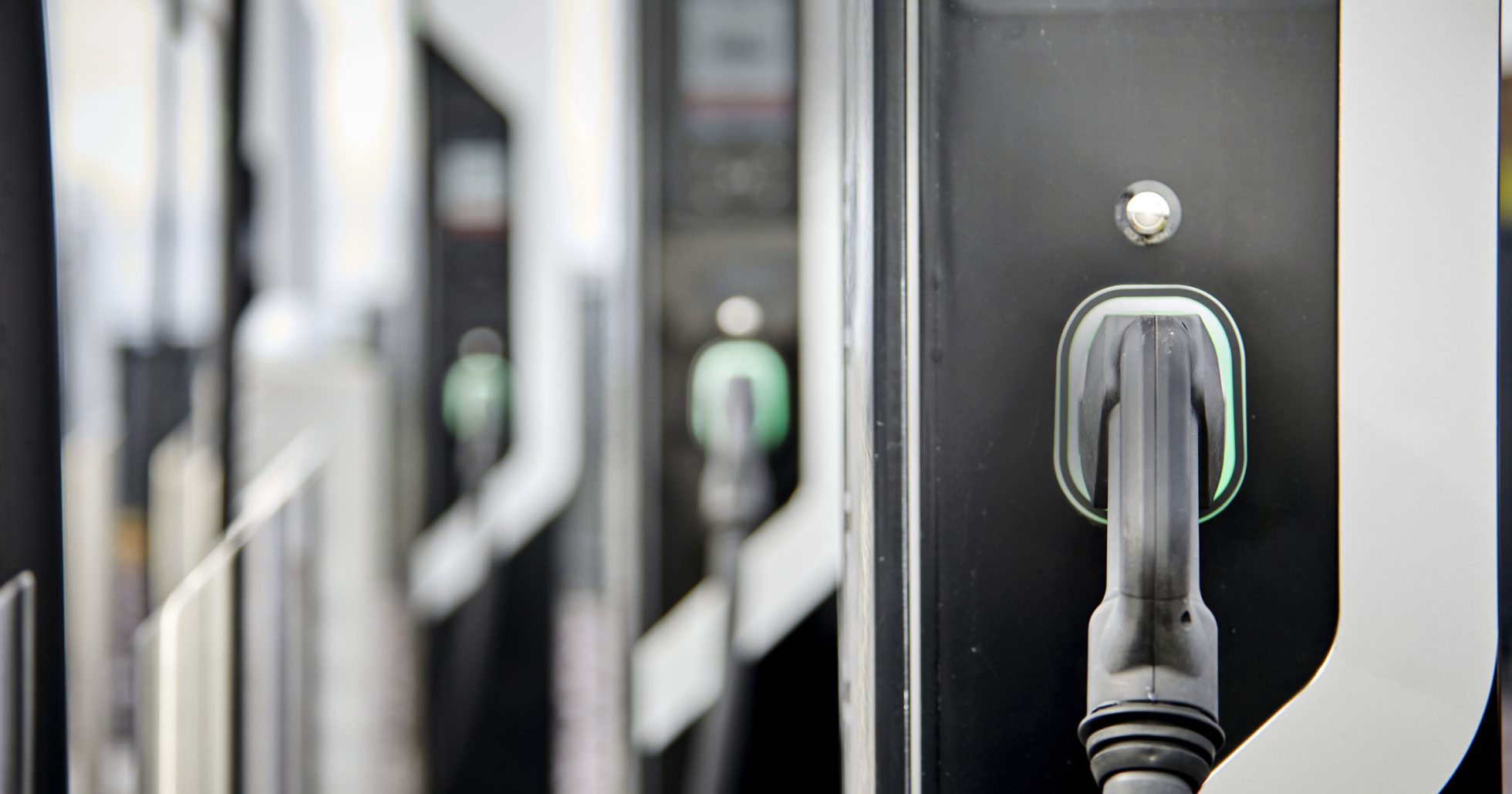 How do electric vehicles affect global oil demand? | UBS Global