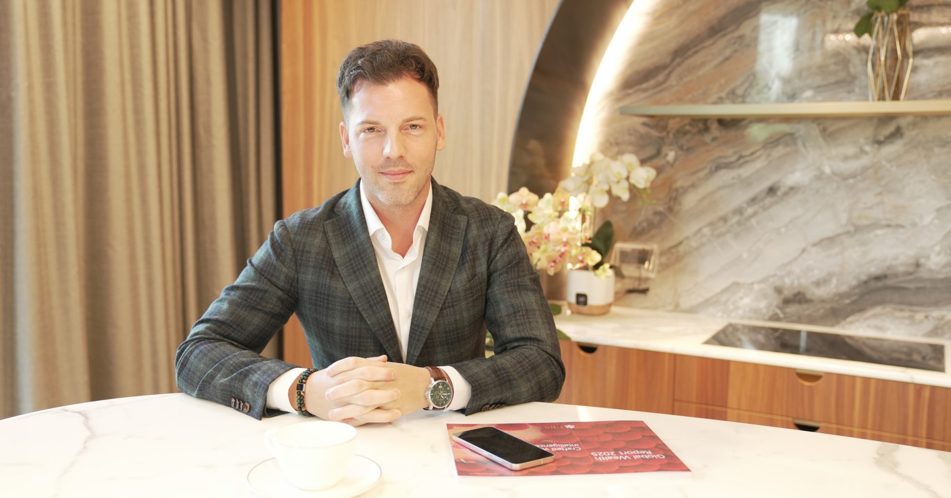 Adrian: life as a Client Advisor | UBS Global