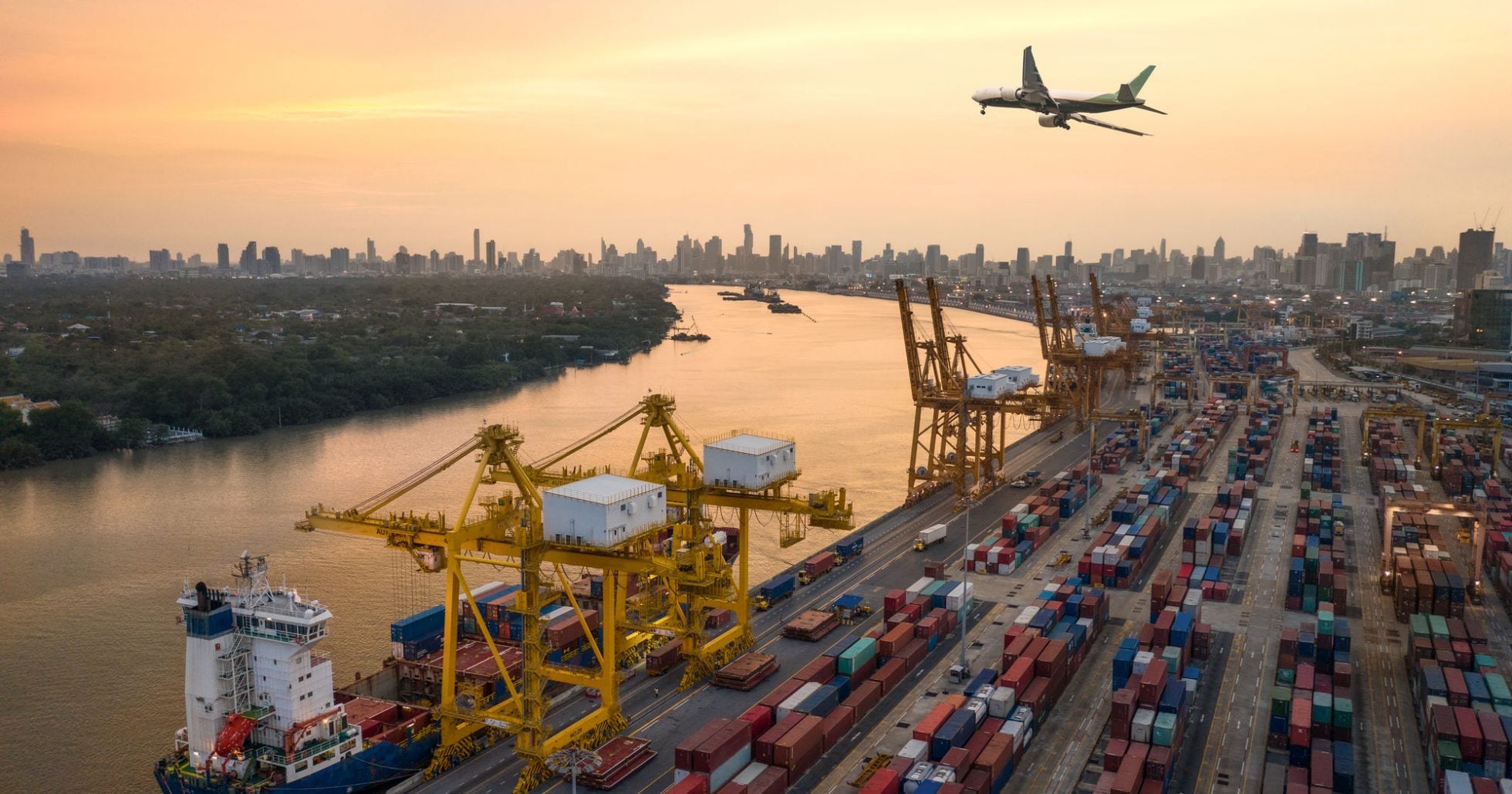 Chinese firms accelerating overseas expansion | UBS Global