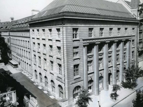 160 years of UBS | UBS Global