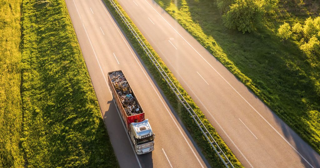 Overcoming the carbon investment conundrum | UBS Global