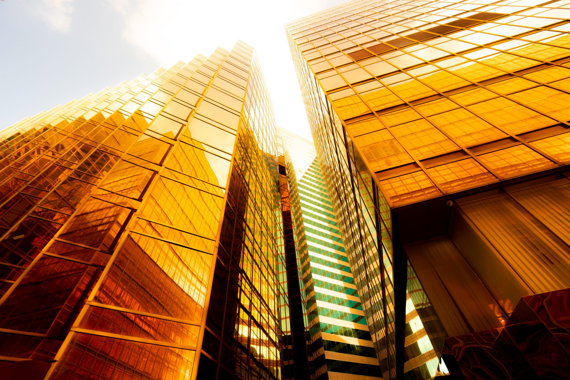 Understanding ETF currency-hedging | UBS Our financial services in your ...