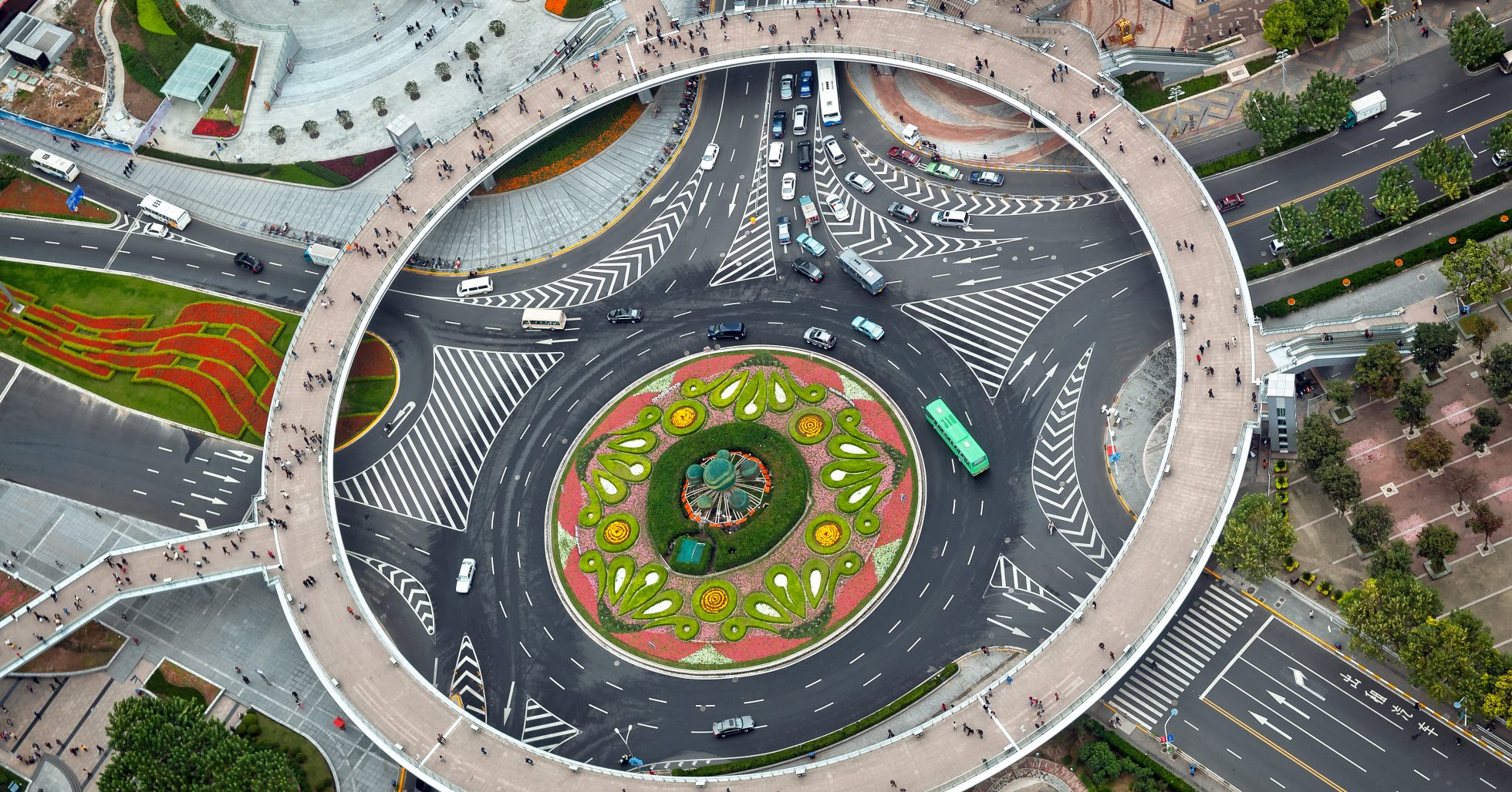 Rebuilding diversification | UBS Our financial services in your country