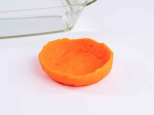 Modeling clay that floats | UBS Family