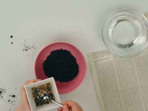 Making your own seed bombs is easy! | UBS Family